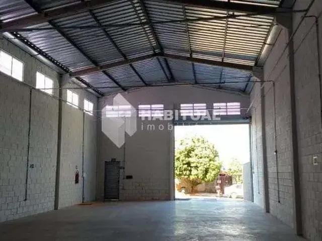 Galpão / Depósito para Venda em Uberlândia/MG Pampulha