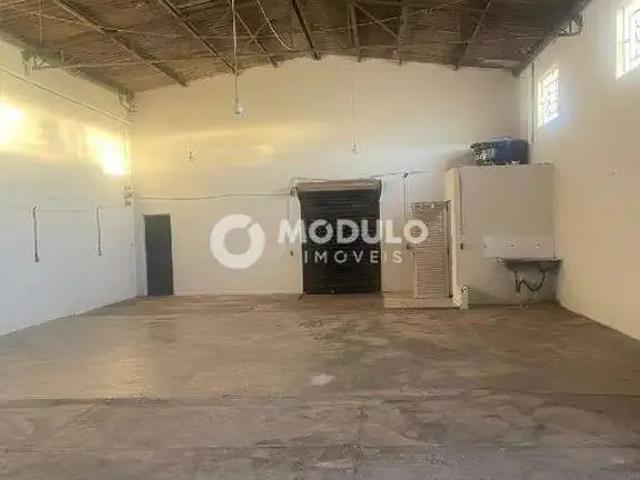 Galpão / Depósito para Venda em Uberlândia/MG Pampulha