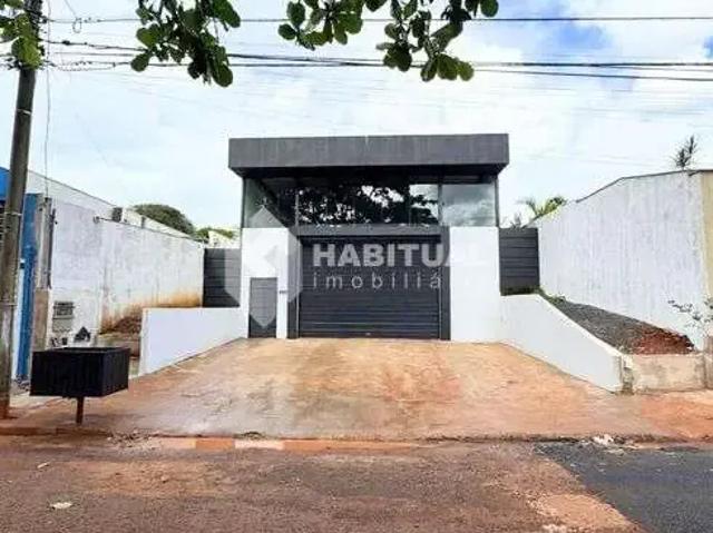 Galpão / Depósito para Venda em Uberlândia/MG Tabajaras