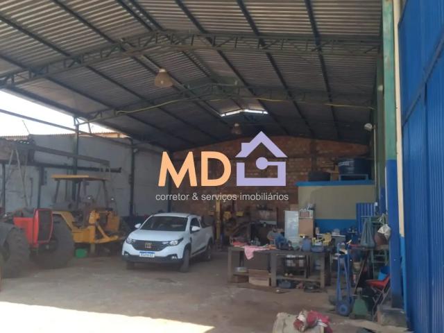 Galpão / Depósito para Venda em Uberlândia/MG Umuarama