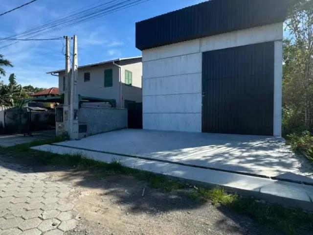 Galpão / Depósito para Venda em Araquari/SC Centro