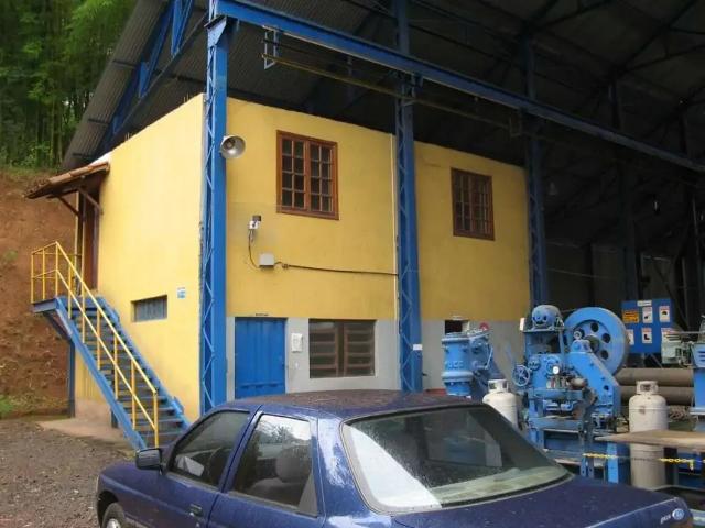 Galpão / Depósito para Venda em Barão de Cocais/MG Sagrada Família