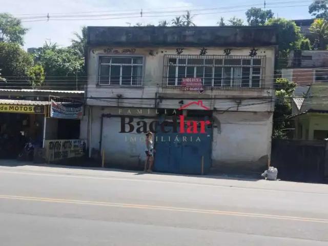 Galpão / Depósito para Venda em Belford Roxo/RJ Centro 3 Quartos