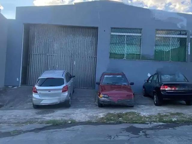 Galpão / Depósito para Venda em Belo Horizonte/MG Céu Azul 3 Quartos