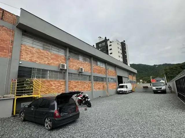 Galpão / Depósito para Venda em Blumenau/SC Garcia