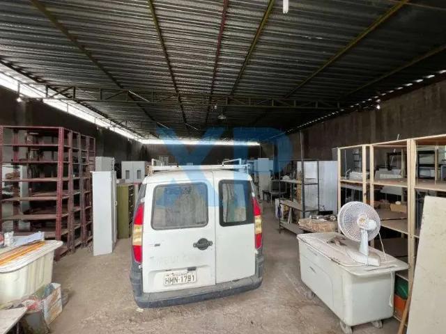 Galpão / Depósito para Venda em Divinópolis/MG Santos Dumont