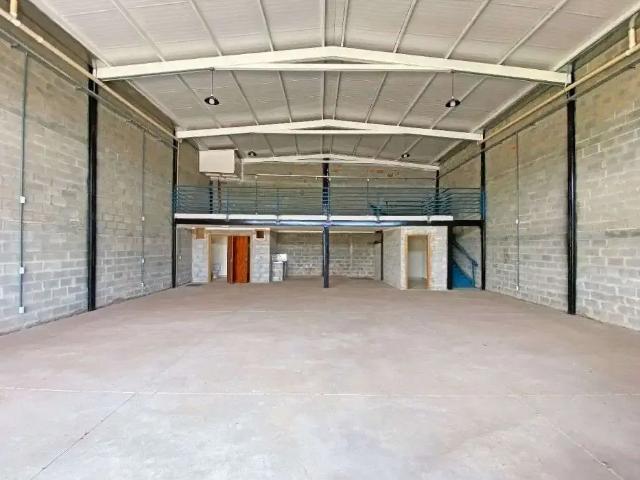 Galpão / Depósito para Venda em Goiânia/GO Residencial Brasil Central
