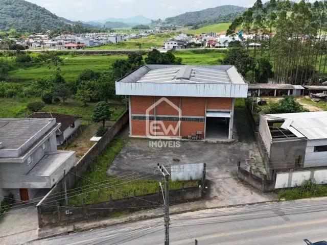Galpão / Depósito para Venda em Guaramirim/SC Escolinha