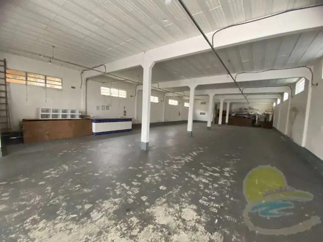 Galpão / Depósito para Venda em Guaratuba/PR Centro 1 Quartos