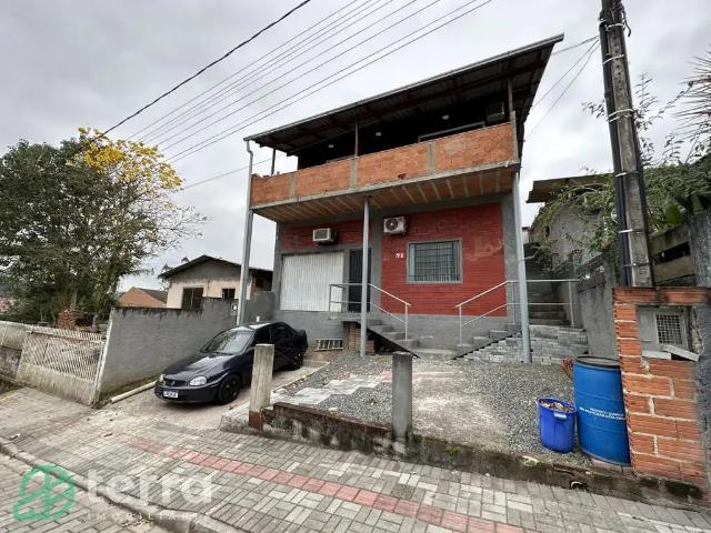 Galpão / Depósito para Venda em Indaial/SC Encano 8 Quartos