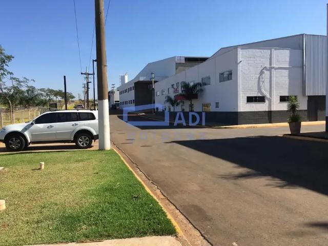 Galpão / Depósito para Venda em Iracemápolis/SP Centro