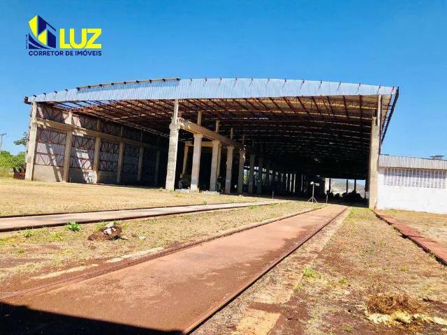 Galpão / Depósito para Venda em Itaitinga/CE Centro