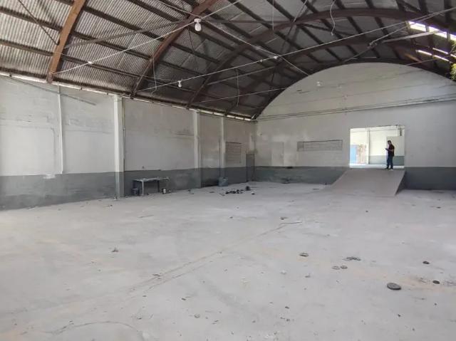 Galpão / Depósito para Venda em Joinville/SC Glória