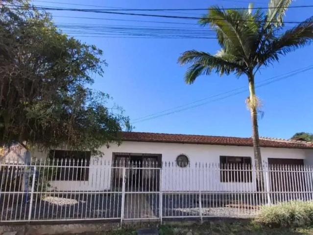 Galpão / Depósito para Venda em Joinville/SC Iririú 4 Quartos