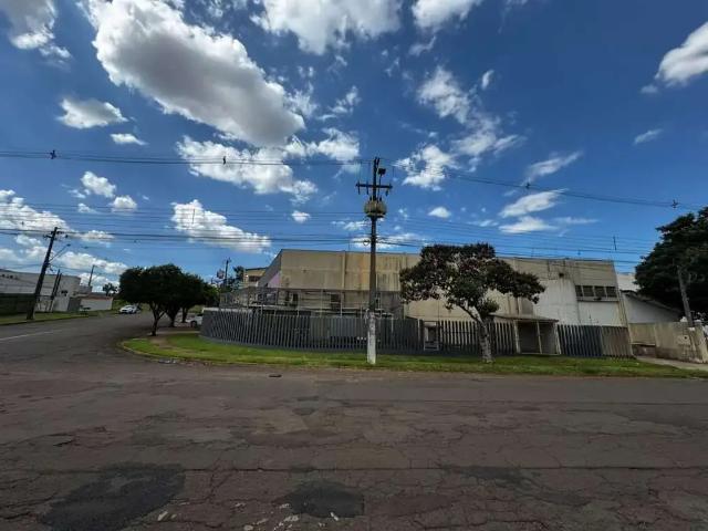 Galpão / Depósito para Venda em Londrina/PR Tarobá
