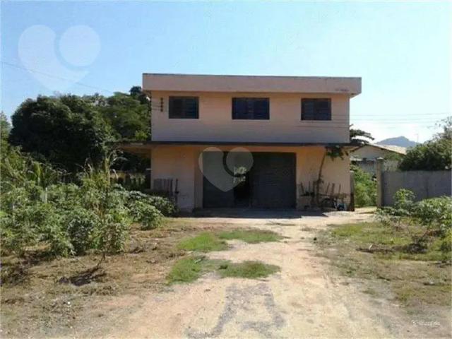 Galpão / Depósito para Venda em Niterói/RJ Serra Grande