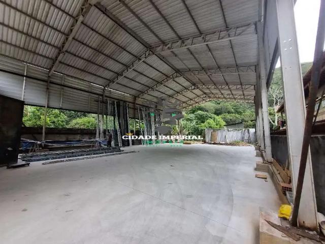 Galpão / Depósito para Venda em Petrópolis/RJ Corrêas