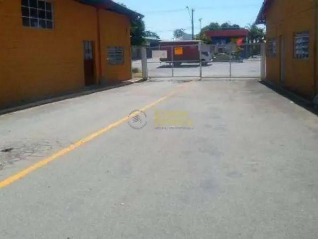 Galpão / Depósito para Venda em Pindamonhangaba/SP Alto do Cardoso