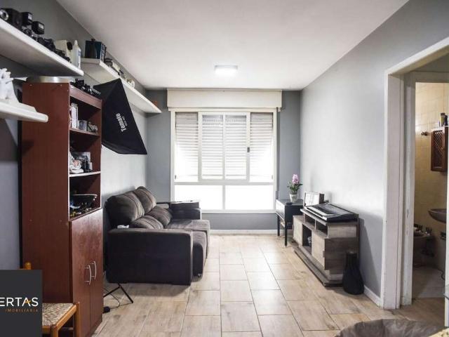 Galpão / Depósito para Venda em Porto Alegre/RS Auxiliadora 2 Quartos