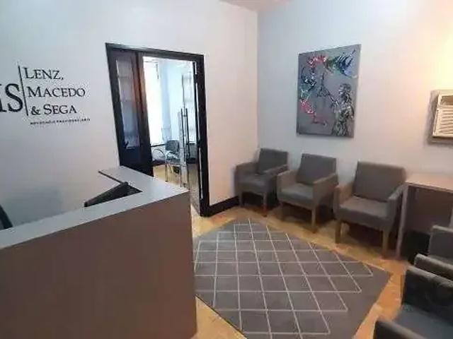 Galpão / Depósito para Venda em Porto Alegre/RS Centro Histórico 1 Quartos