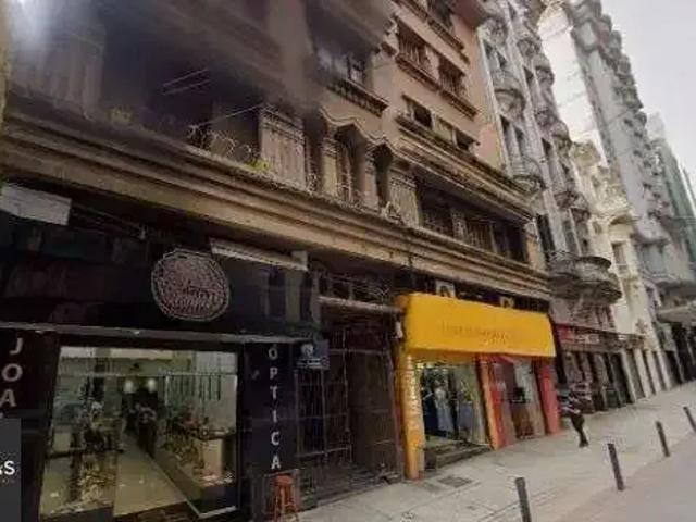 Galpão / Depósito para Venda em Porto Alegre/RS Centro Histórico 2 Quartos