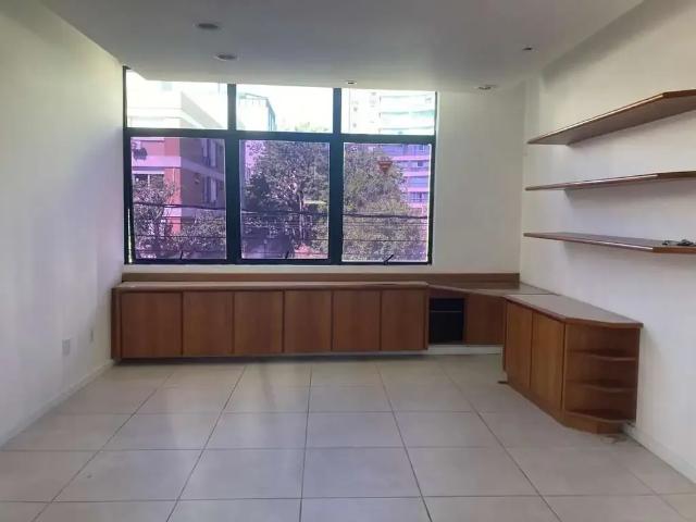 Galpão / Depósito para Venda em Porto Alegre/RS Menino Deus 2 Quartos