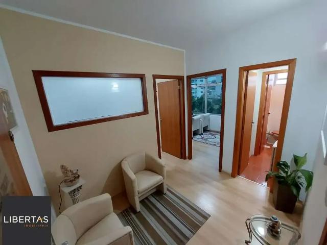Galpão / Depósito para Venda em Porto Alegre/RS Menino Deus 3 Quartos