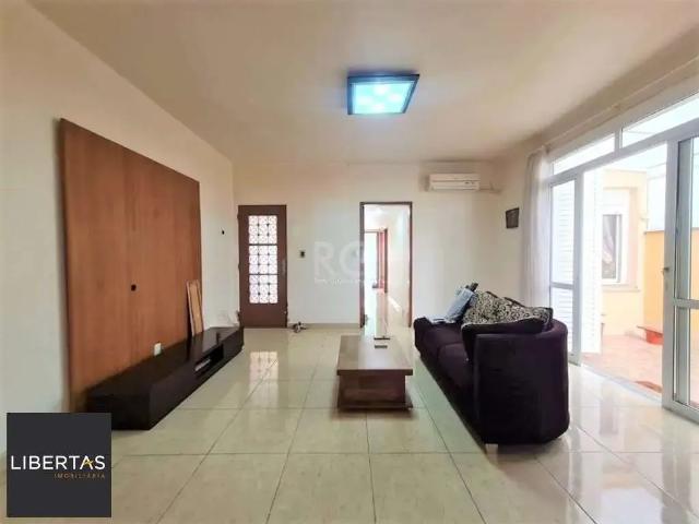 Galpão / Depósito para Venda em Porto Alegre/RS Menino Deus 3 Quartos