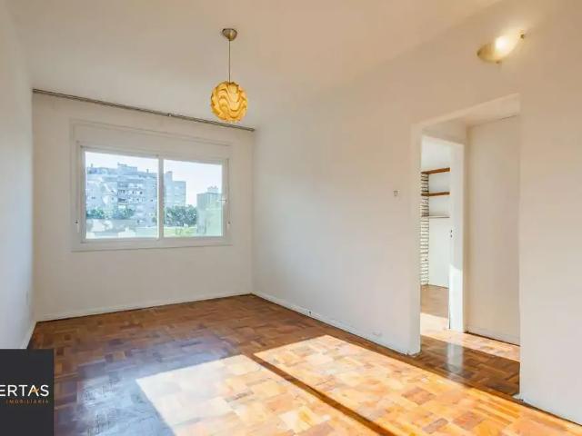 Galpão / Depósito para Venda em Porto Alegre/RS Petrópolis 2 Quartos