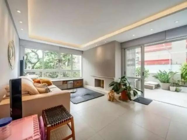 Galpão / Depósito para Venda em Porto Alegre/RS Rio Branco 3 Quartos