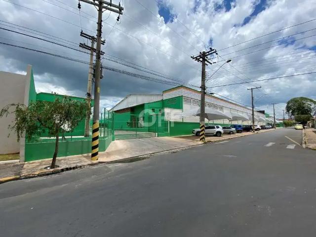 Galpão / Depósito para Venda em Porto Ferreira/SP Centro