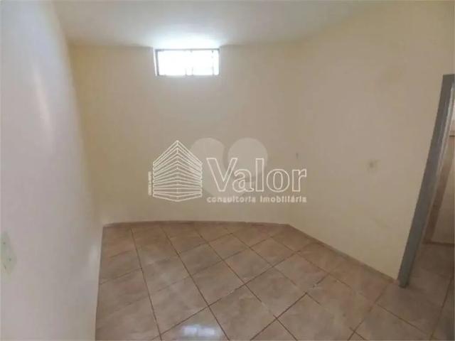 Galpão / Depósito para Venda em São Carlos/SP Cidade Aracy 3 Quartos