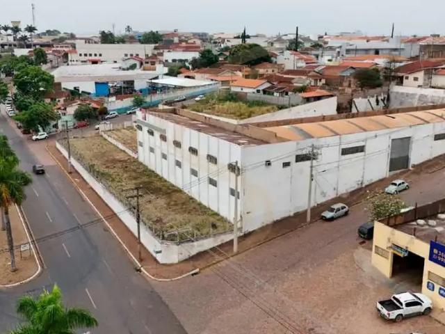 Galpão / Depósito para Venda em São José do Rio Pardo/SP Centro