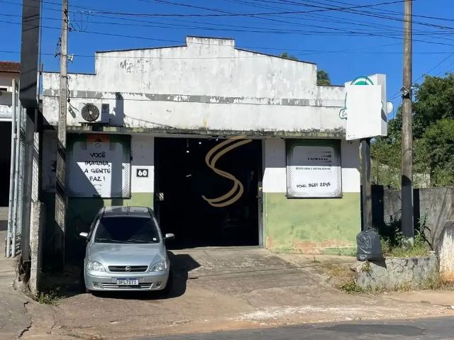 Galpão / Depósito para Venda em São José do Rio Pardo/SP Centro