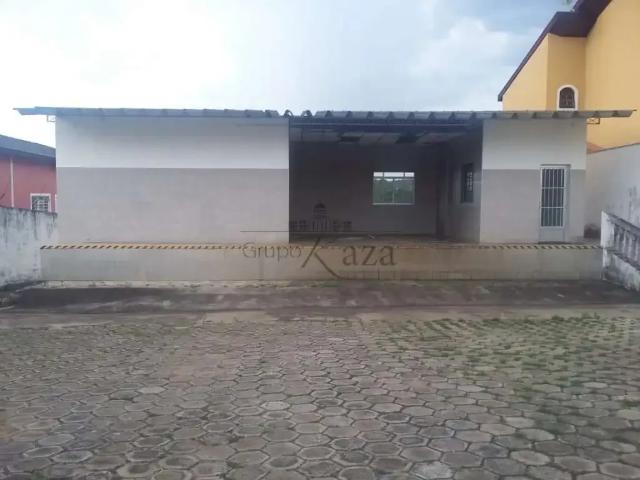 Galpão / Depósito para Venda em São José dos Campos/SP Putim