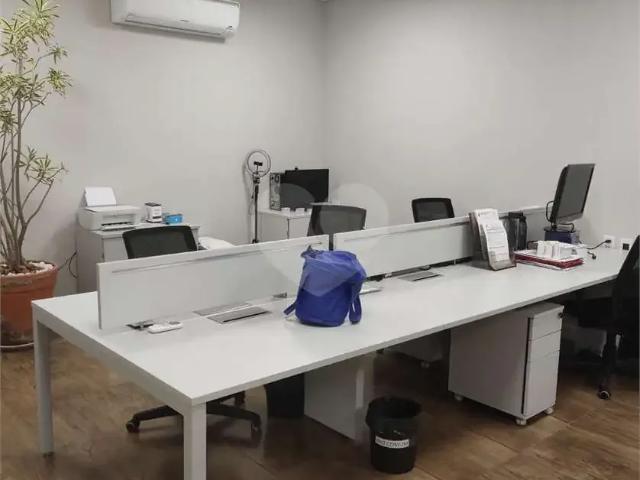 Galpão / Depósito para Venda em São Paulo/SP Vila Nova Conceição