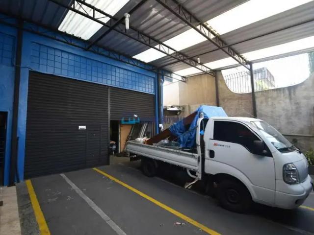 Galpão / Depósito para Venda em São Paulo/SP Vila Fachini 3 Quartos