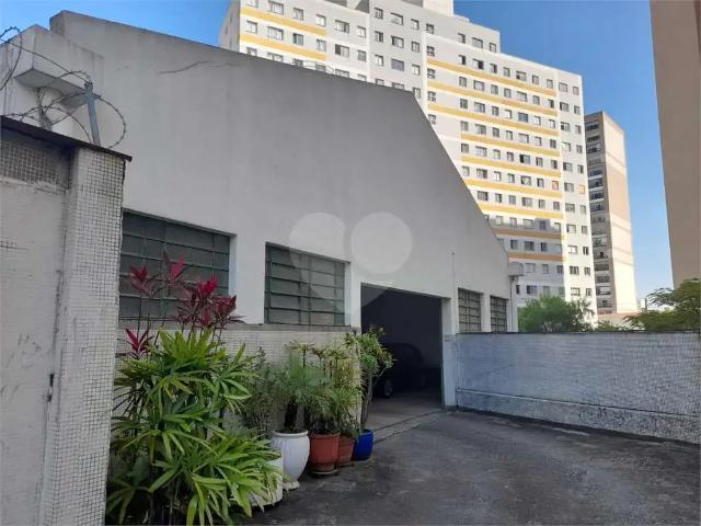 Galpão / Depósito para Venda em São Paulo/SP Cambuci 1 Quartos