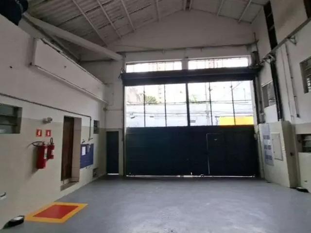 Galpão / Depósito para Venda em São Paulo/SP Cambuci