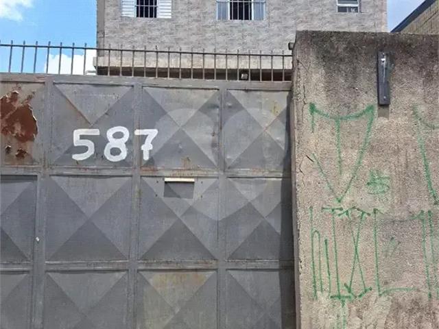 Galpão / Depósito para Venda em São Paulo/SP Itaquera