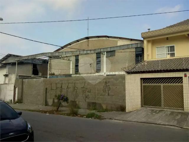 Galpão / Depósito para Venda em São Vicente/SP Vila Valença