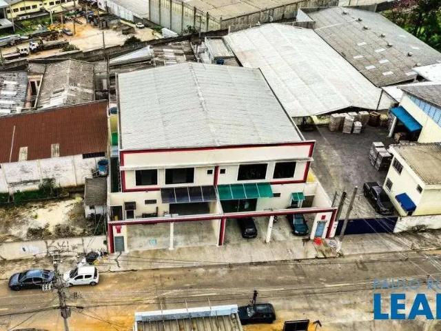Galpão / Depósito para Venda em Santana de Parnaíba/SP Chácara do Solar I Fazendinha