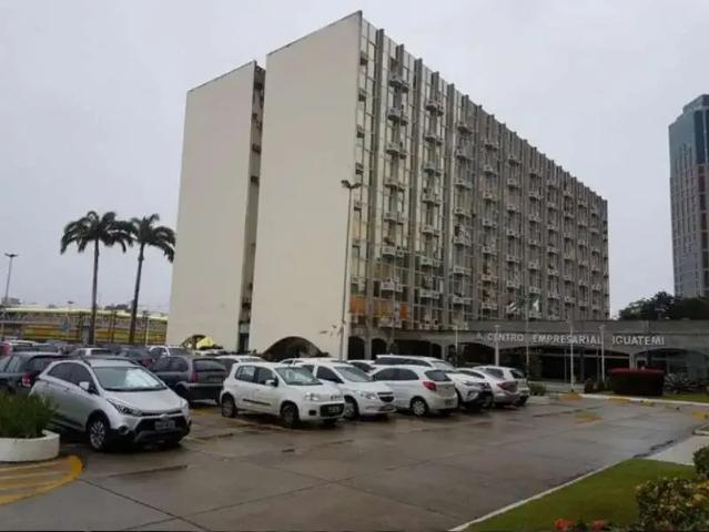 Galpão / Depósito para Venda em Salvador/BA Caminho das Árvores
