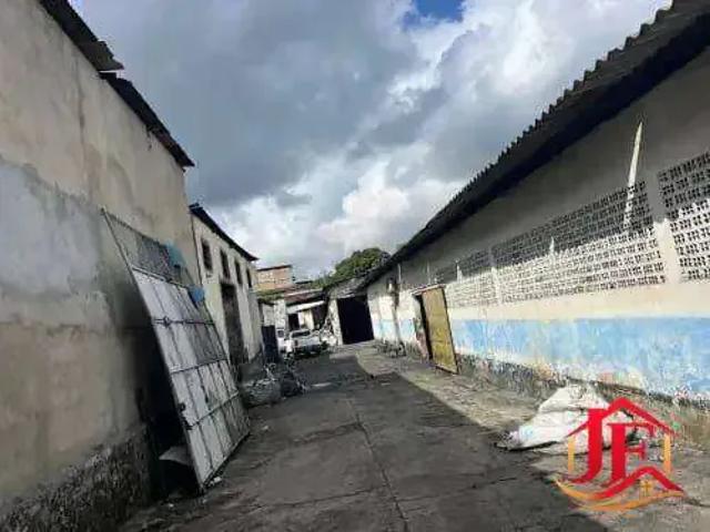 Galpão / Depósito para Venda em Salvador/BA Pirajá