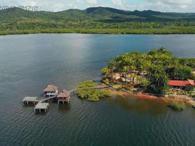 Galpão / Depósito para Venda em Salinas da Margarida/BA Barra do Paraguaçu 4 Quartos