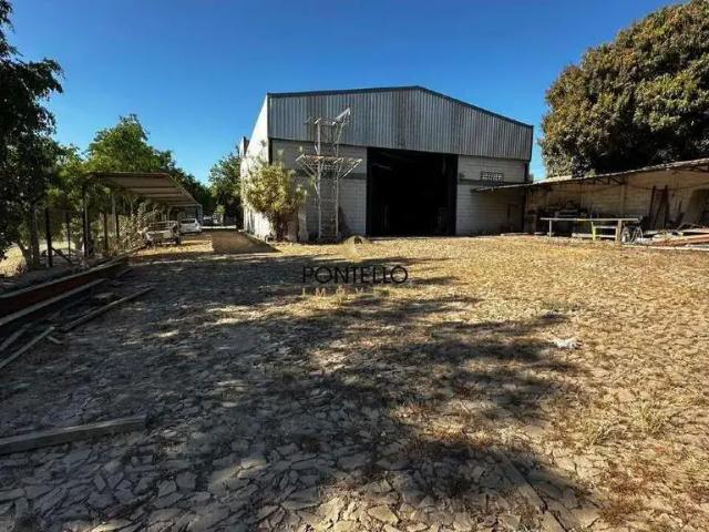Galpão / Depósito para Venda em Sete Lagoas/MG Esmeraldas II