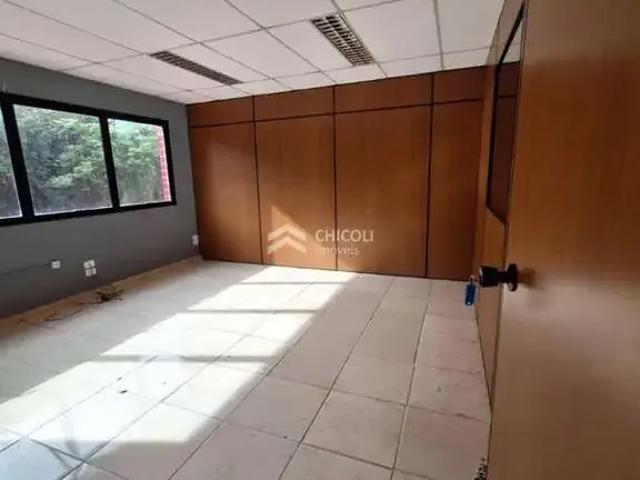 Galpão / Depósito para Locação em Cotia/SP Paisagem Renoir