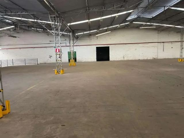 Galpão / Depósito para Locação em Contagem/MG Cidade Industrial 4 Quartos