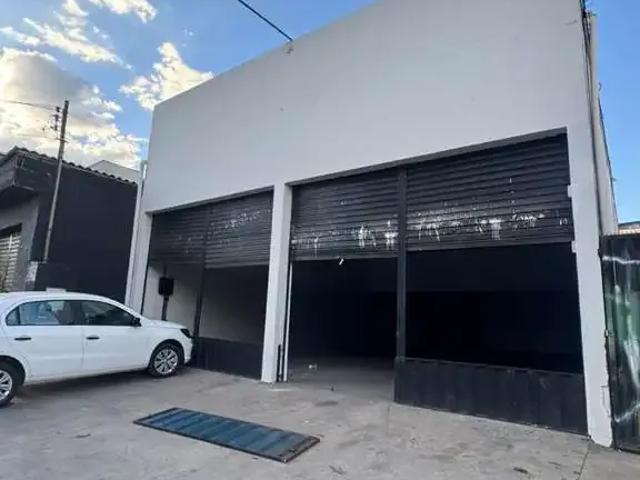 Galpão / Depósito para Locação em Contagem/MG Petrolândia