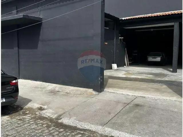 Galpão / Depósito para Locação em Cabo Frio/RJ Jardim Caiçara